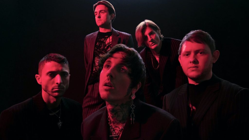 Bring Me The Horizon nagrał metalcore'ową przeróbkę „Wonderwall” Oasis ...